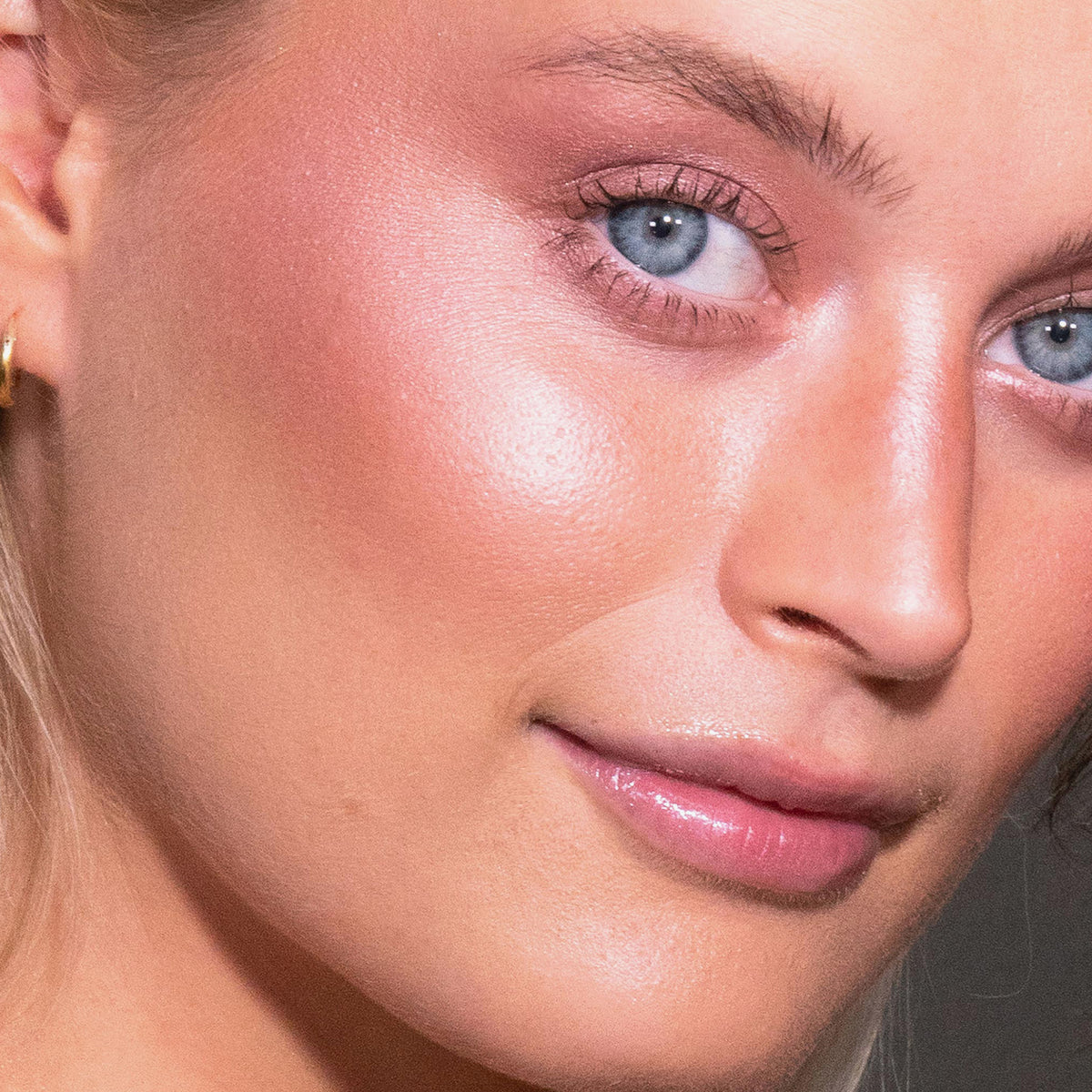 Duo Dimension LH Cosmetics | PURISH